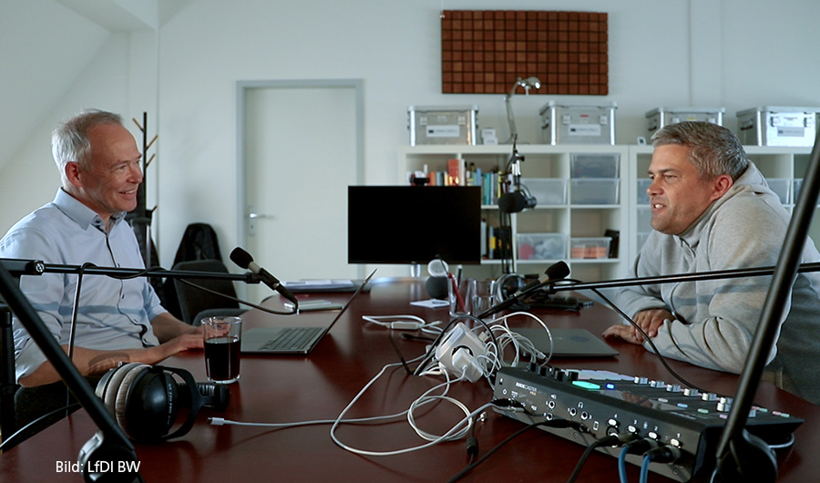 B.sucht Freiheit: "Freiheit des Journalisten"-Gespräch mit Philip Banse ...